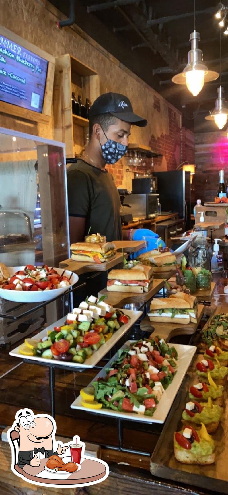 Ella Cafe, 9743 W Broward Blvd in Plantation - Restaurant menu and reviews