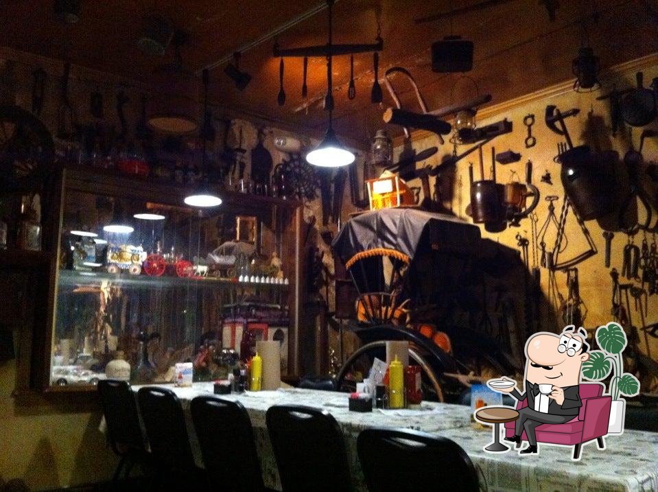 Manci's Antique Club in Daphne - Restaurant menu and reviews