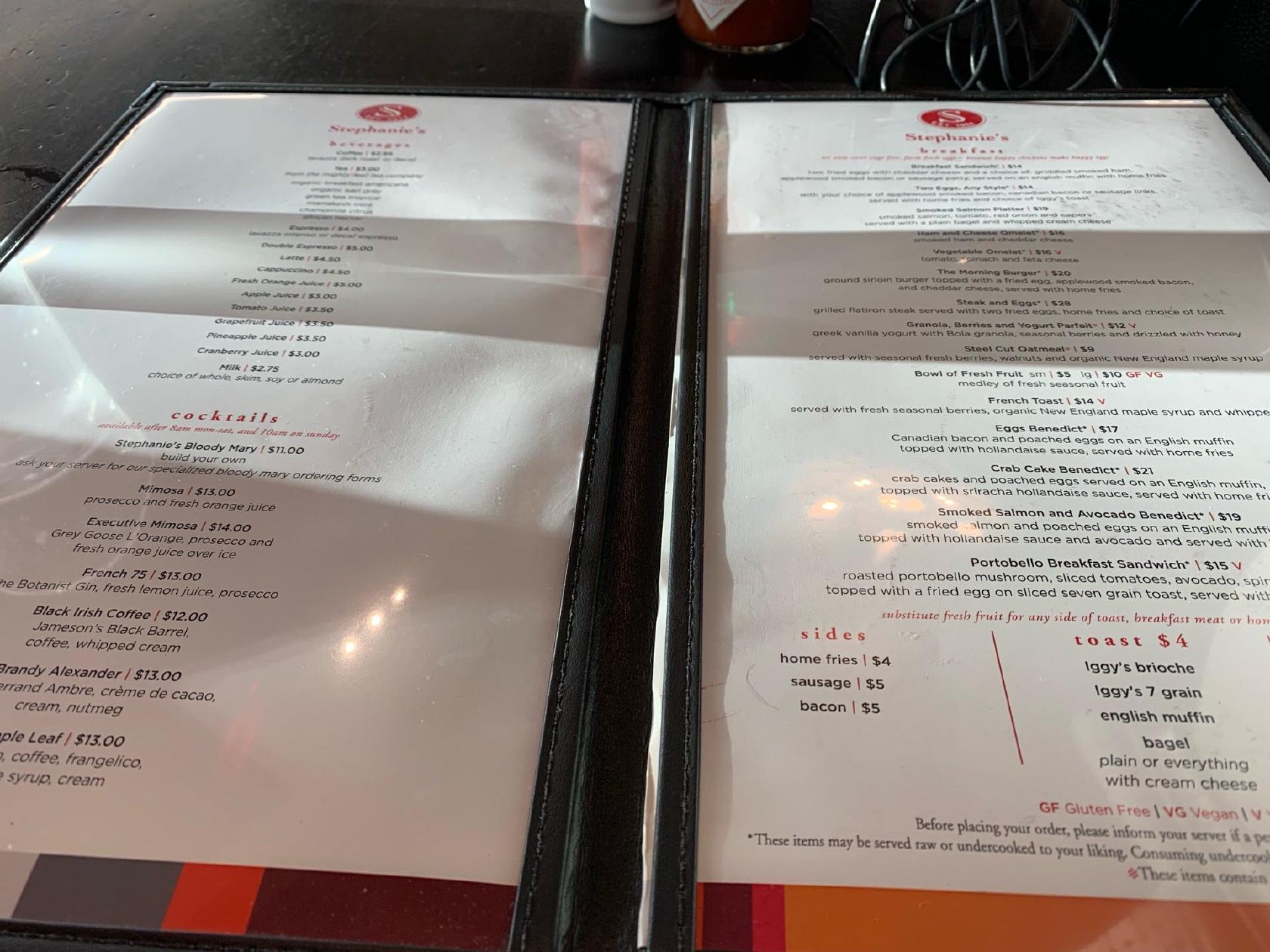 Menu at Stephanie's pub & bar, Boston, Logan Airport Terminal B
