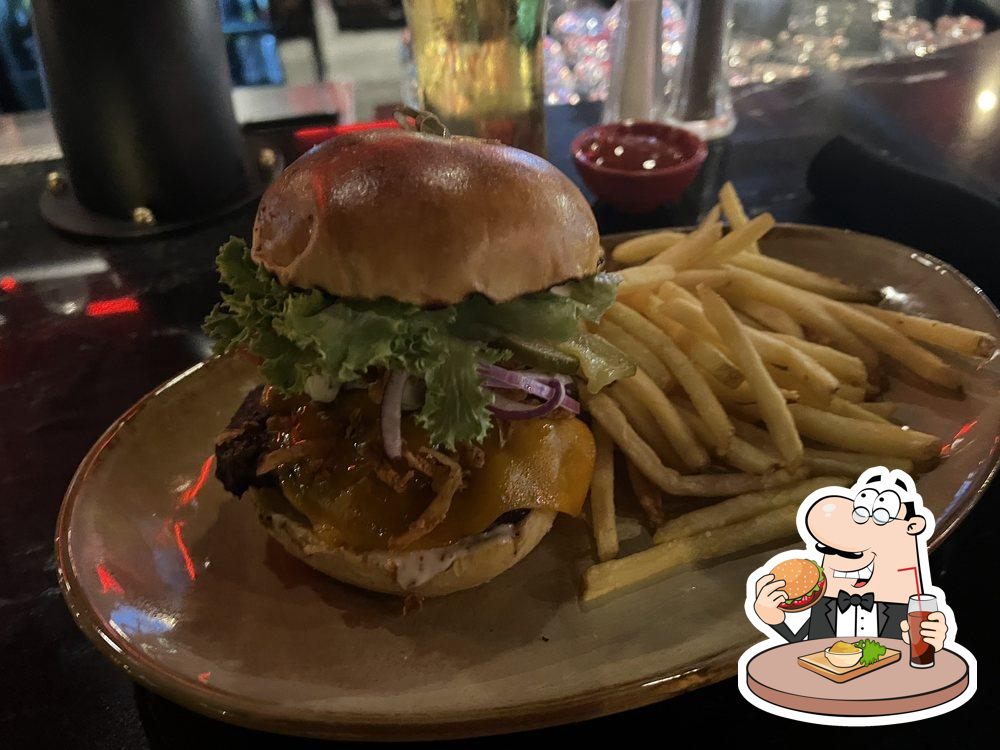 Le Rouge - Bold Grill & Cocktails in Halifax - Restaurant menu and reviews