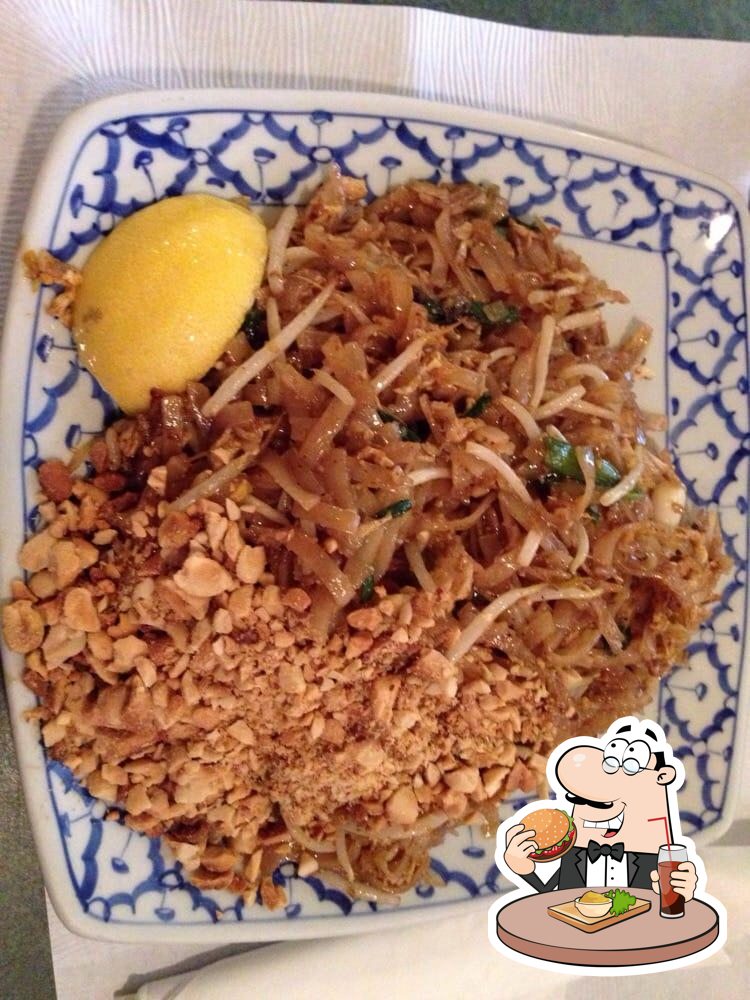 Ruam Mit Thai, Saint Paul - Restaurant menu, prices and reviews