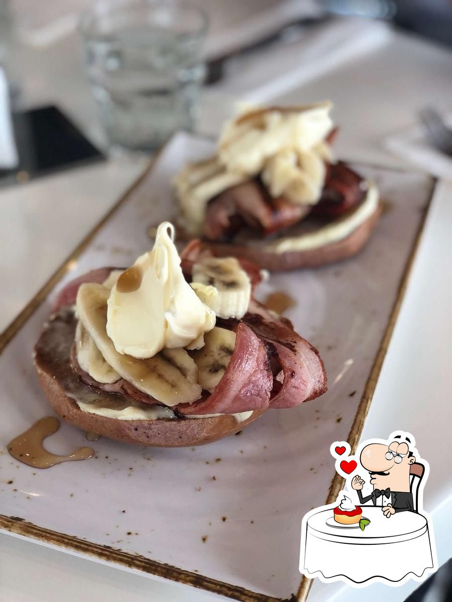 Lazy Moe's in Caroline Springs - Restaurant menu and reviews