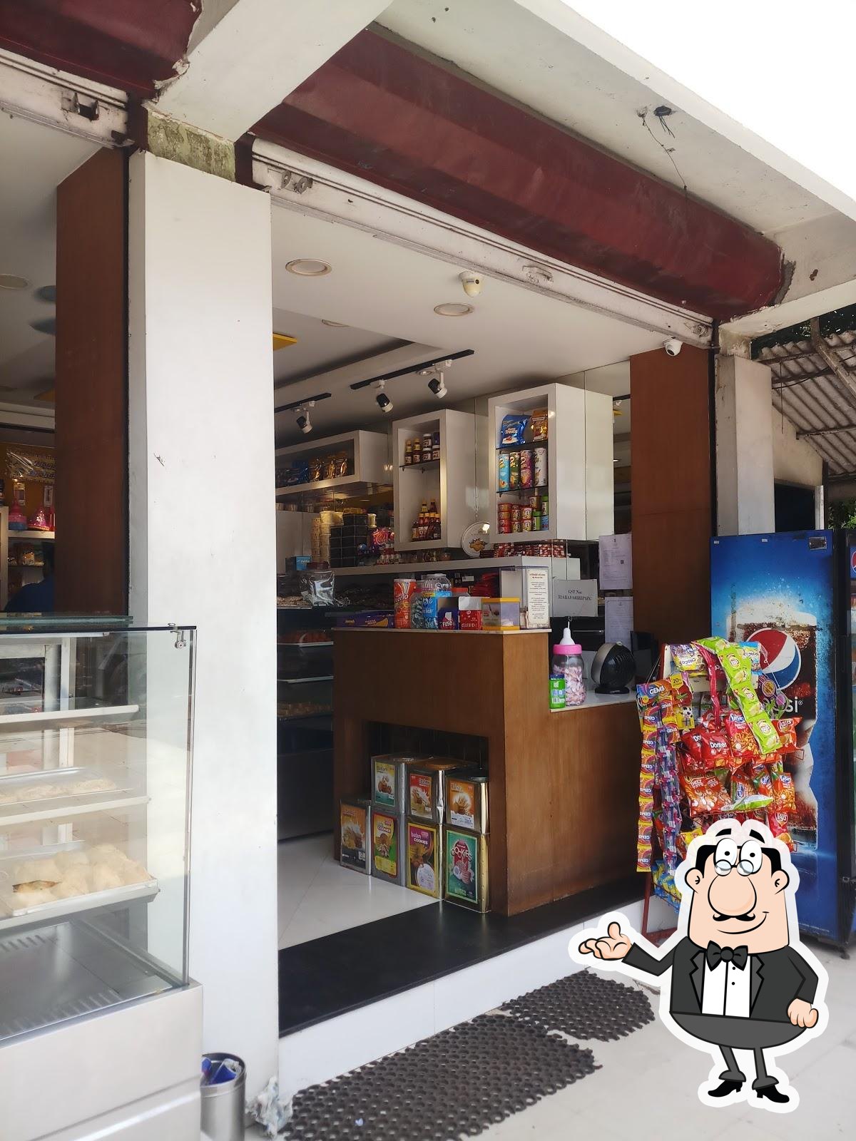 A. R. Bakery, Tirur - Restaurant reviews