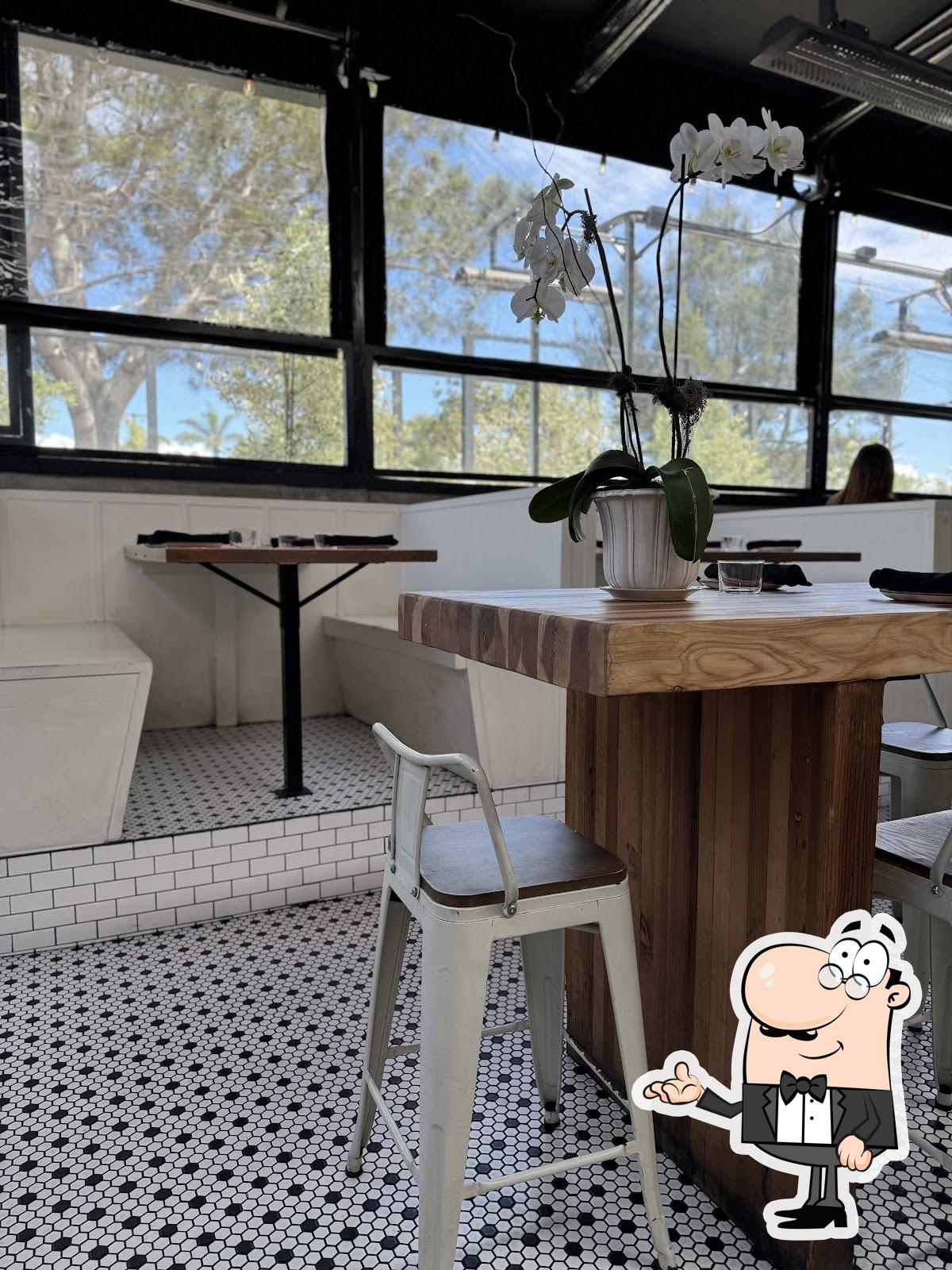 Valentina Restaurant, Encinitas - Restaurant menu, prices and reviews