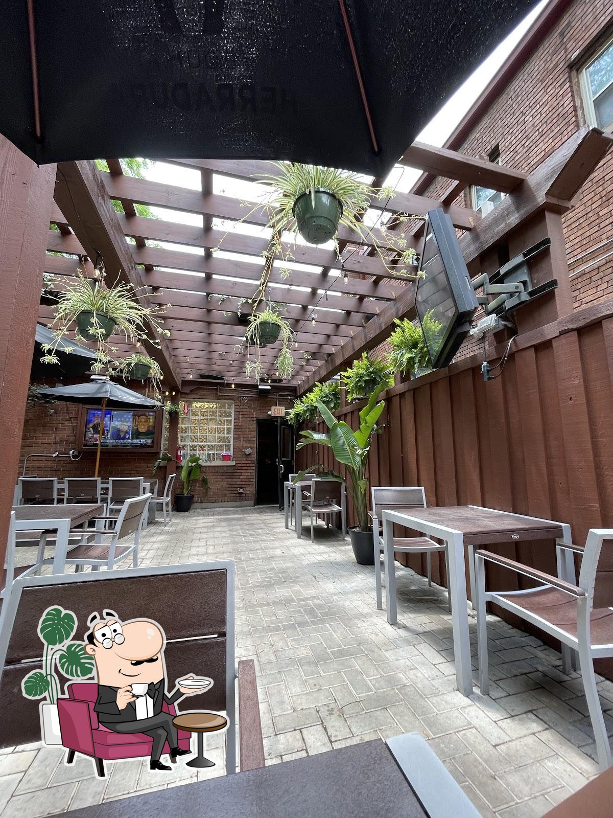 Delwood, Cincinnati - Restaurant menu, prices and reviews