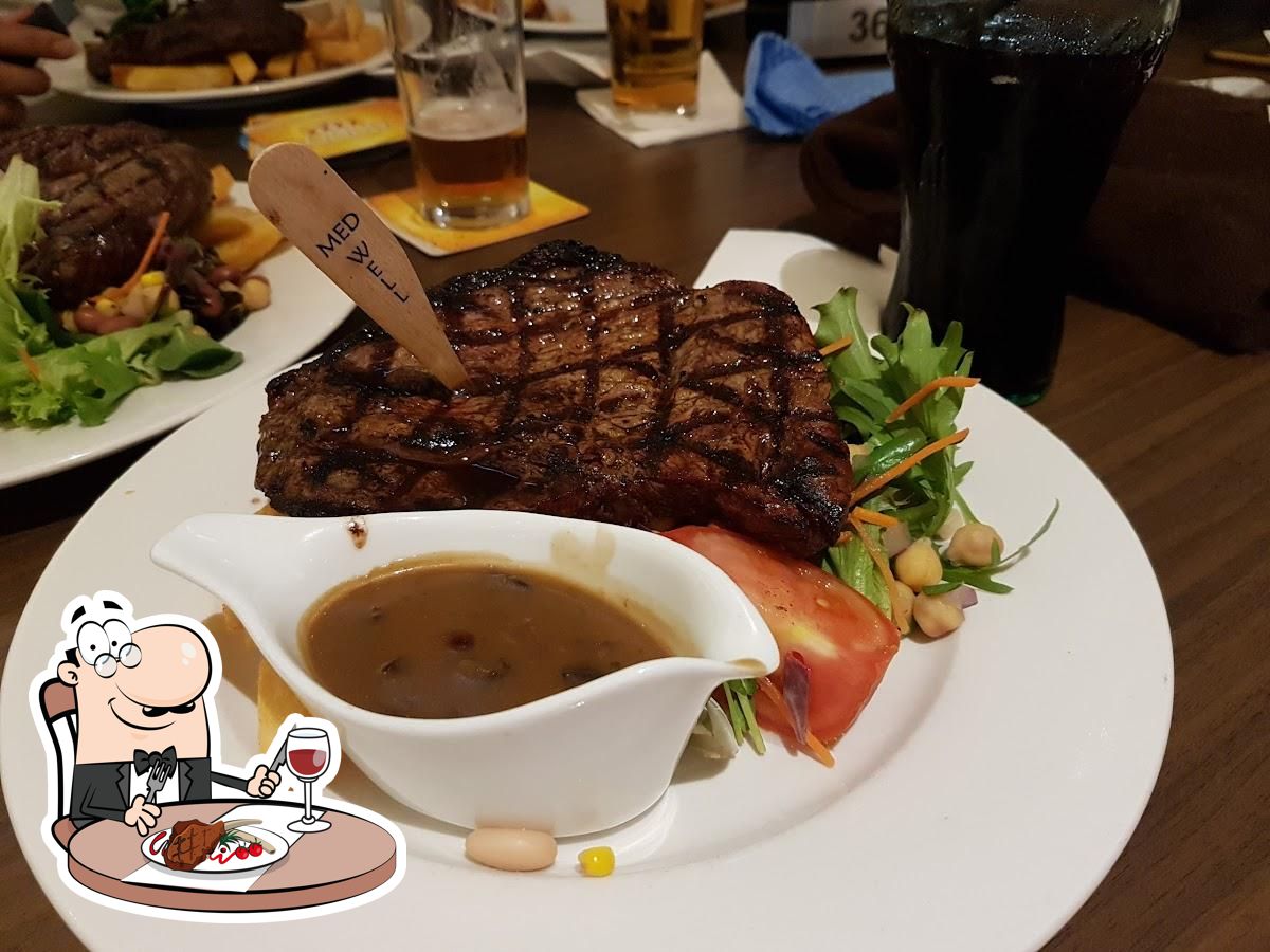 The Blue Fin Fishing Club, Inala - Restaurant menu, prices and reviews