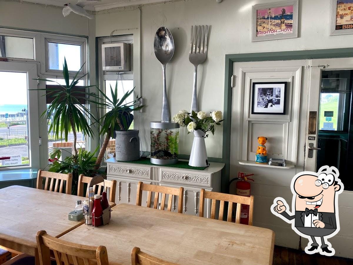 Roedean Cafe in Brighton - Restaurant menu and reviews