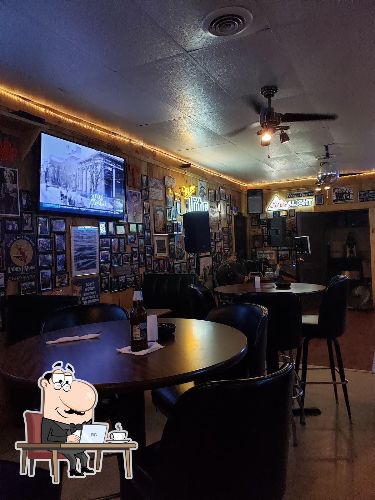 The Fox Den Pub & Grill, Inman - Restaurant menu, prices and reviews