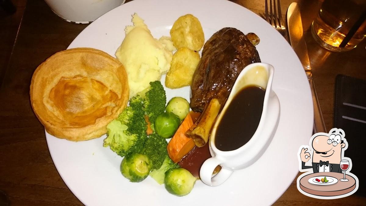 Fox & Grapes, York Rd in Leeds - Restaurant menu and reviews