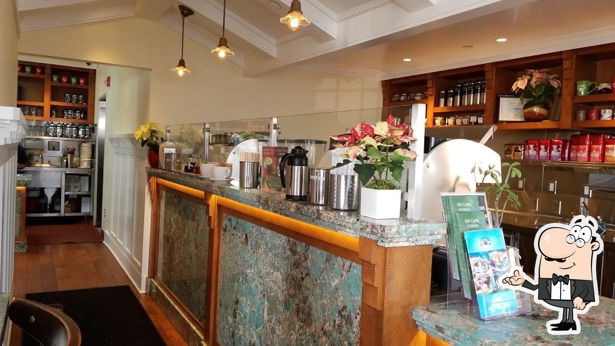 Urth Caffe, Laguna Beach - Restaurant menu, prices and reviews
