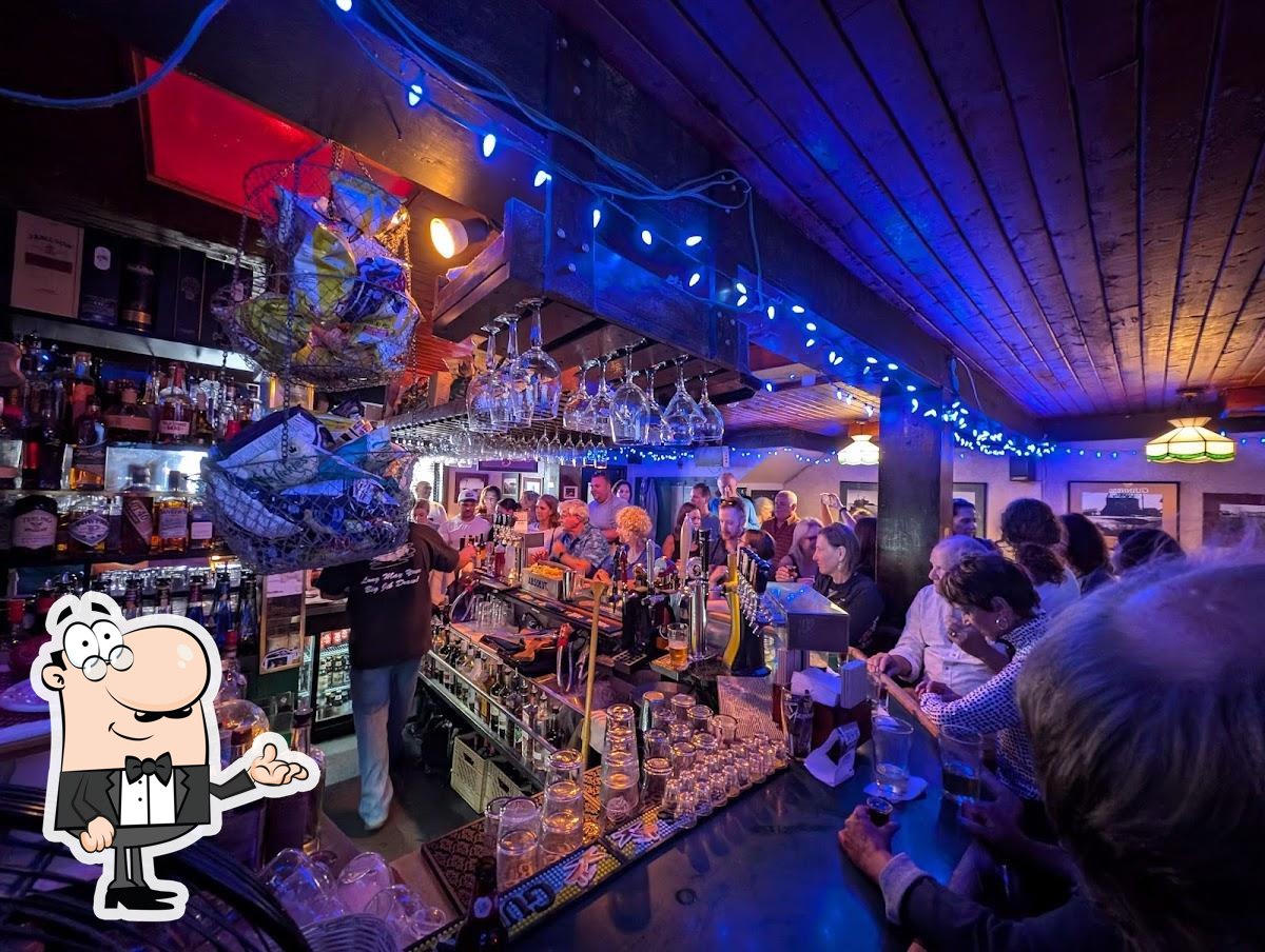 Christian's Pub, St. John's - Restaurant menu, prices and reviews