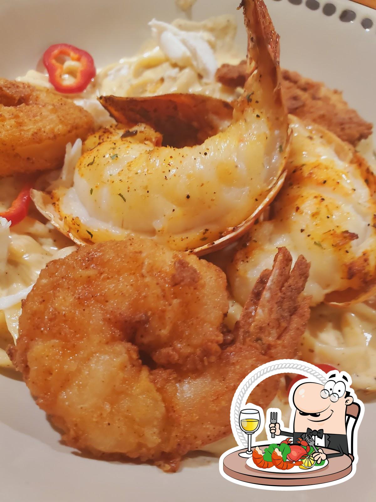Papi Cuisine, 2 E Wells St #116 in Baltimore - Restaurant menu and reviews