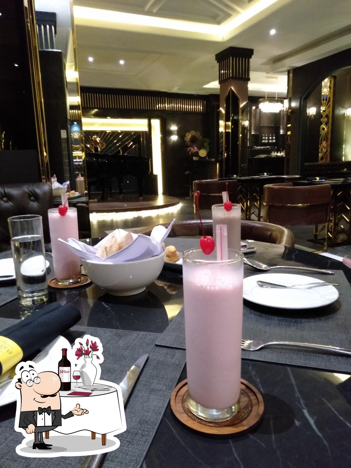 Le Chateau restaurant, Medan - Restaurant reviews
