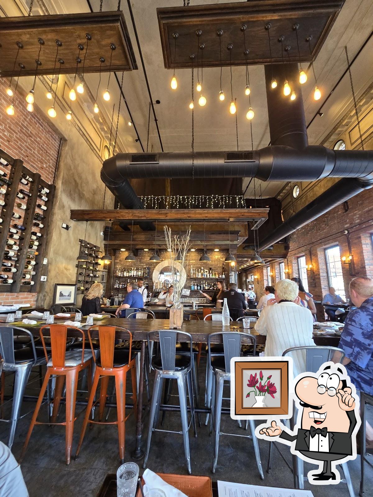 Mint 29, Dearborn - Restaurant menu, prices and reviews