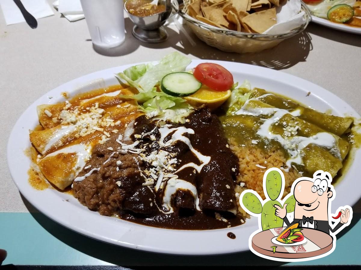 Super Antojitos Restaurant, Tijuana, C. Salvador Díaz Mirón 4ta. 1810 ...