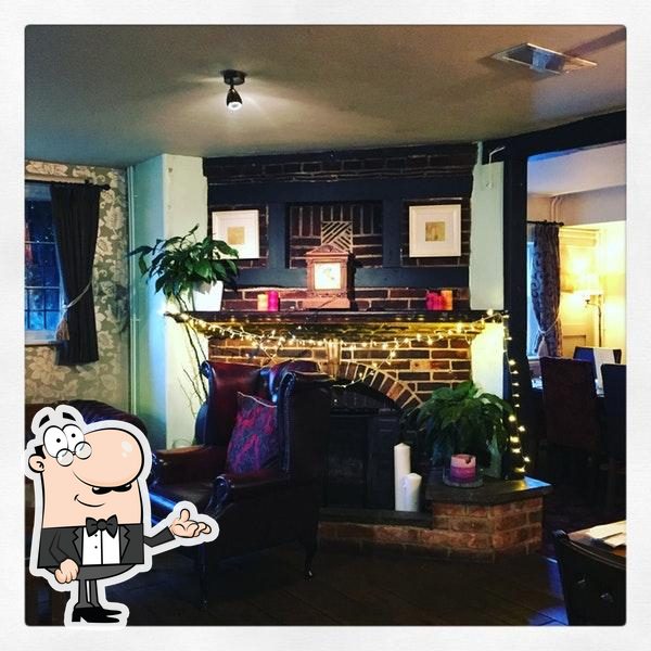 Bel & The Dragon at The Red Lion - Wendover in Wendover - Restaurant ...