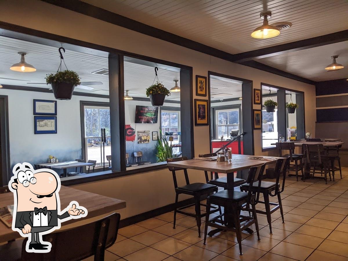 Campton Restaurant, Monroe - Restaurant menu, prices and reviews
