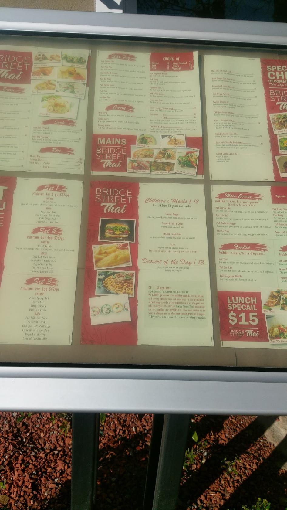 Menu at KhruaThai by Khan pub & bar, Muswellbrook