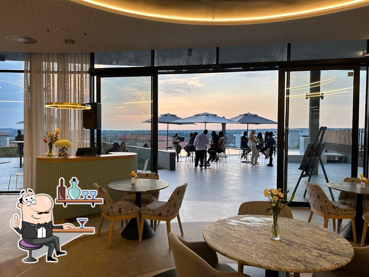 Luna Club Ellipse, Midrand - Restaurant menu, prices and reviews