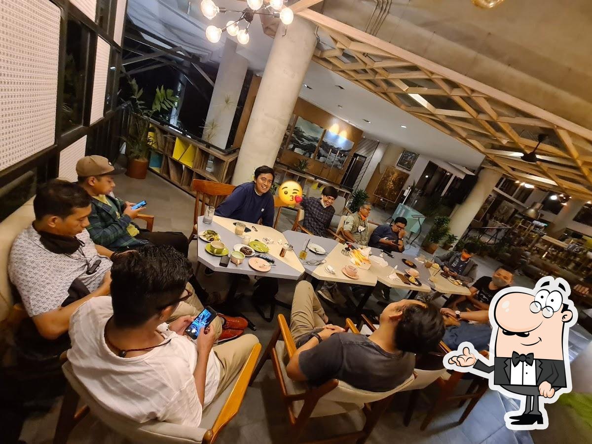 GreenRock Cafe, Pandesari - Restaurant reviews