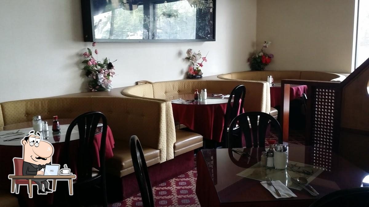 Tiki Sun Resto (Rive-Sud) in Longueuil - Restaurant menu and reviews