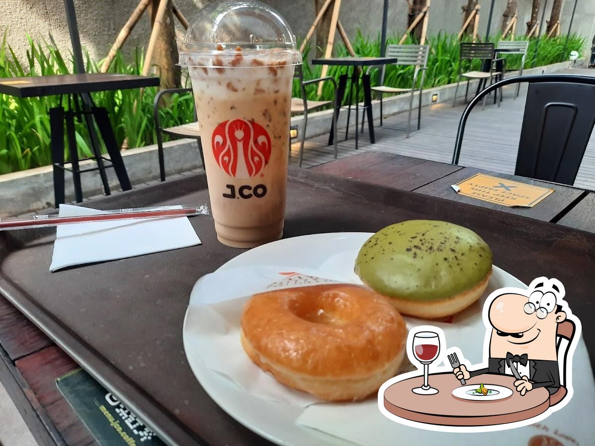 JCO Reserve Joglo cafe, West Jakarta - Restaurant reviews