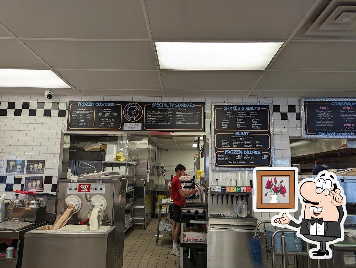 Gus's Drive-In, East Troy - Restaurant menu, prices and reviews