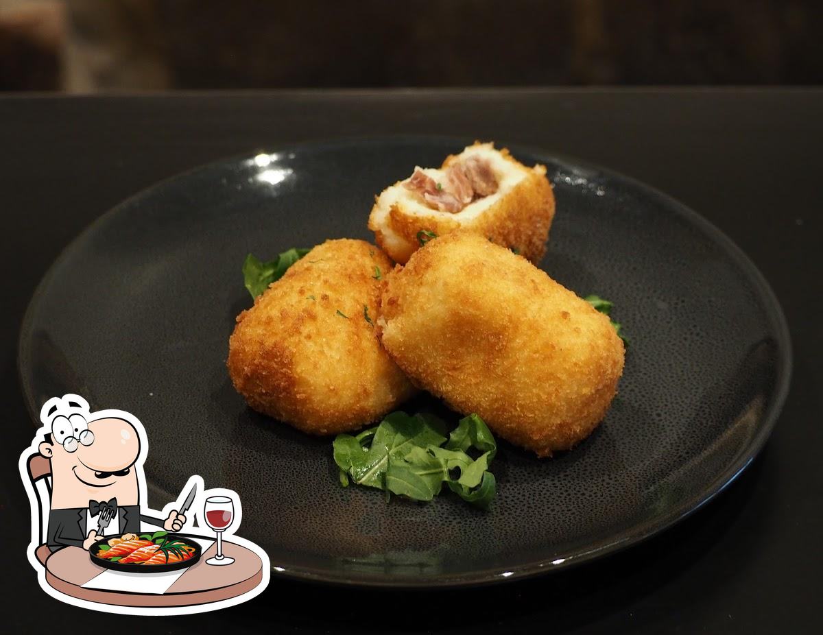 Steam Packet Hotel in Williamstown - Restaurant menu and reviews
