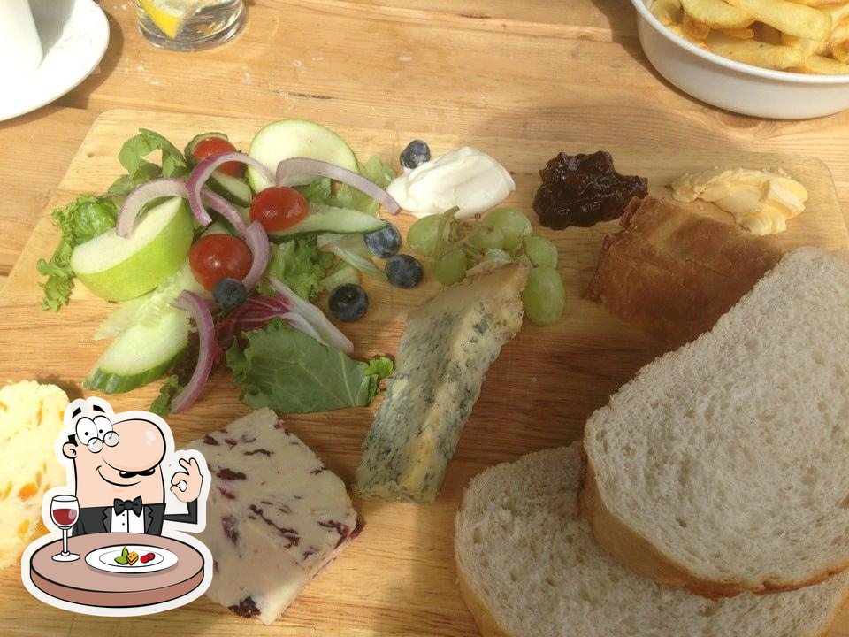The Goodmanham Arms, Main St in Goodmanham - Restaurant reviews