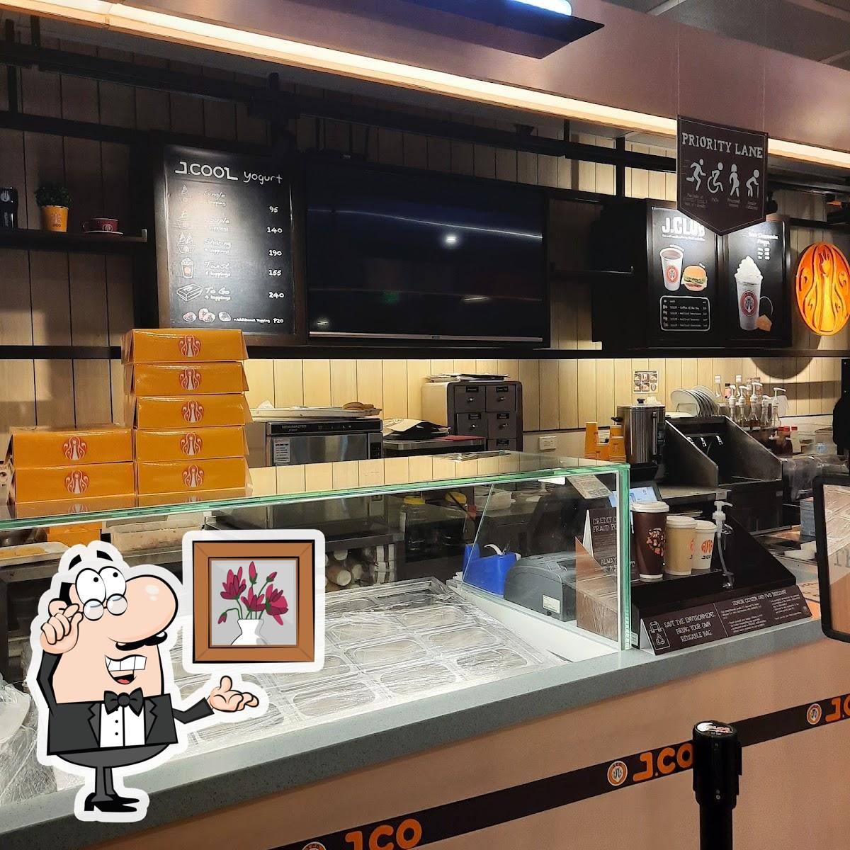 J.CO Donuts & Coffee - Shell Mamplasan, Biñan - Restaurant reviews