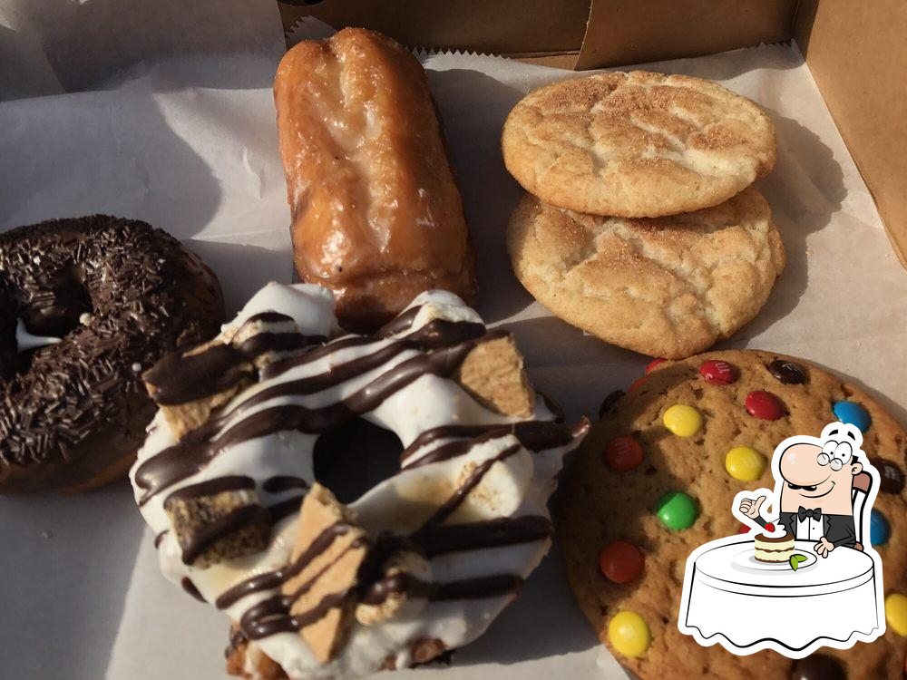 VG Donut & Bakery in Encinitas - Restaurant menu and reviews