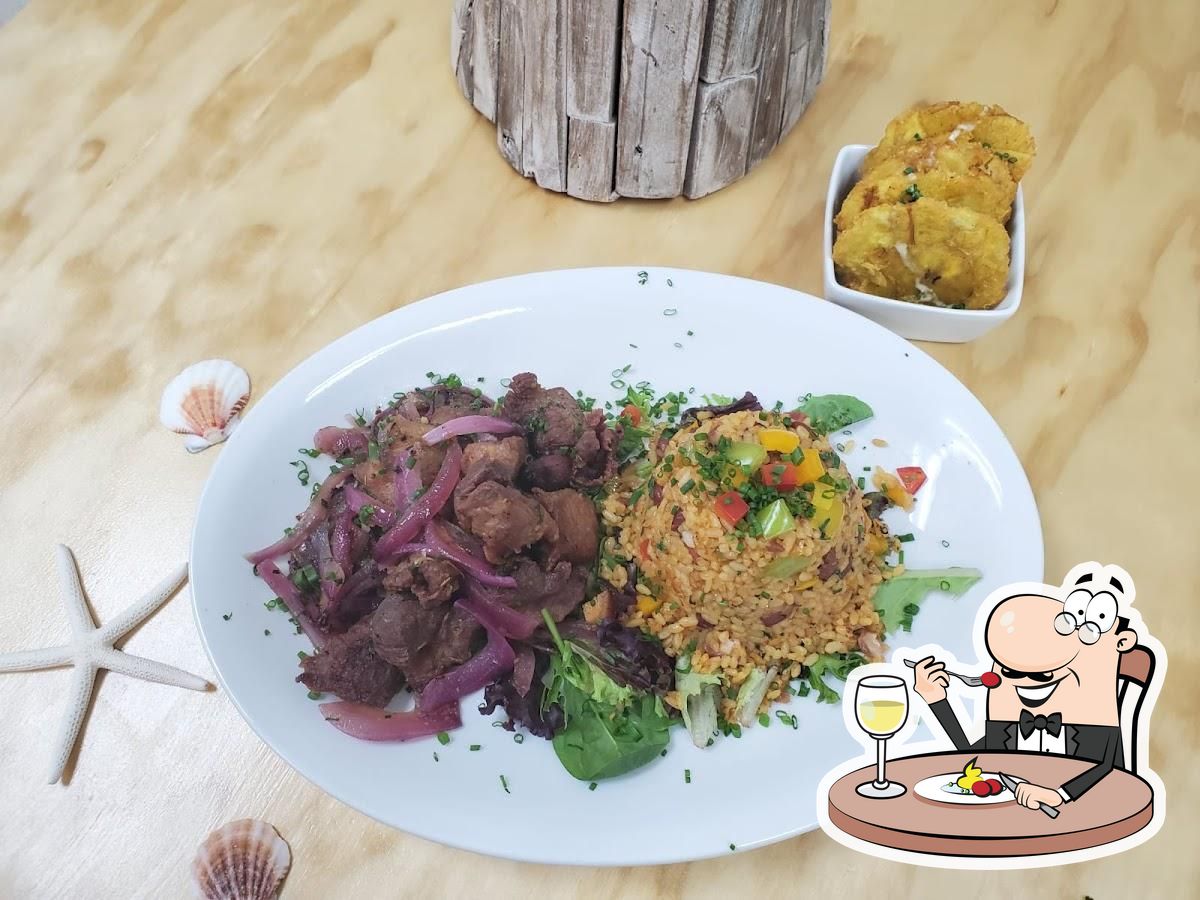 Cayo Azul in Buena Ventura Lakes - Restaurant menu and reviews