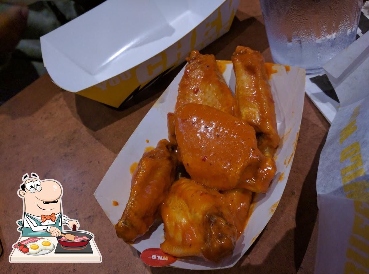 Buffalo Wild Wings in Kent - Restaurant menu and reviews