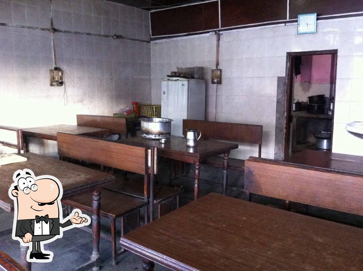Jugnu Restaurant, Dehradun