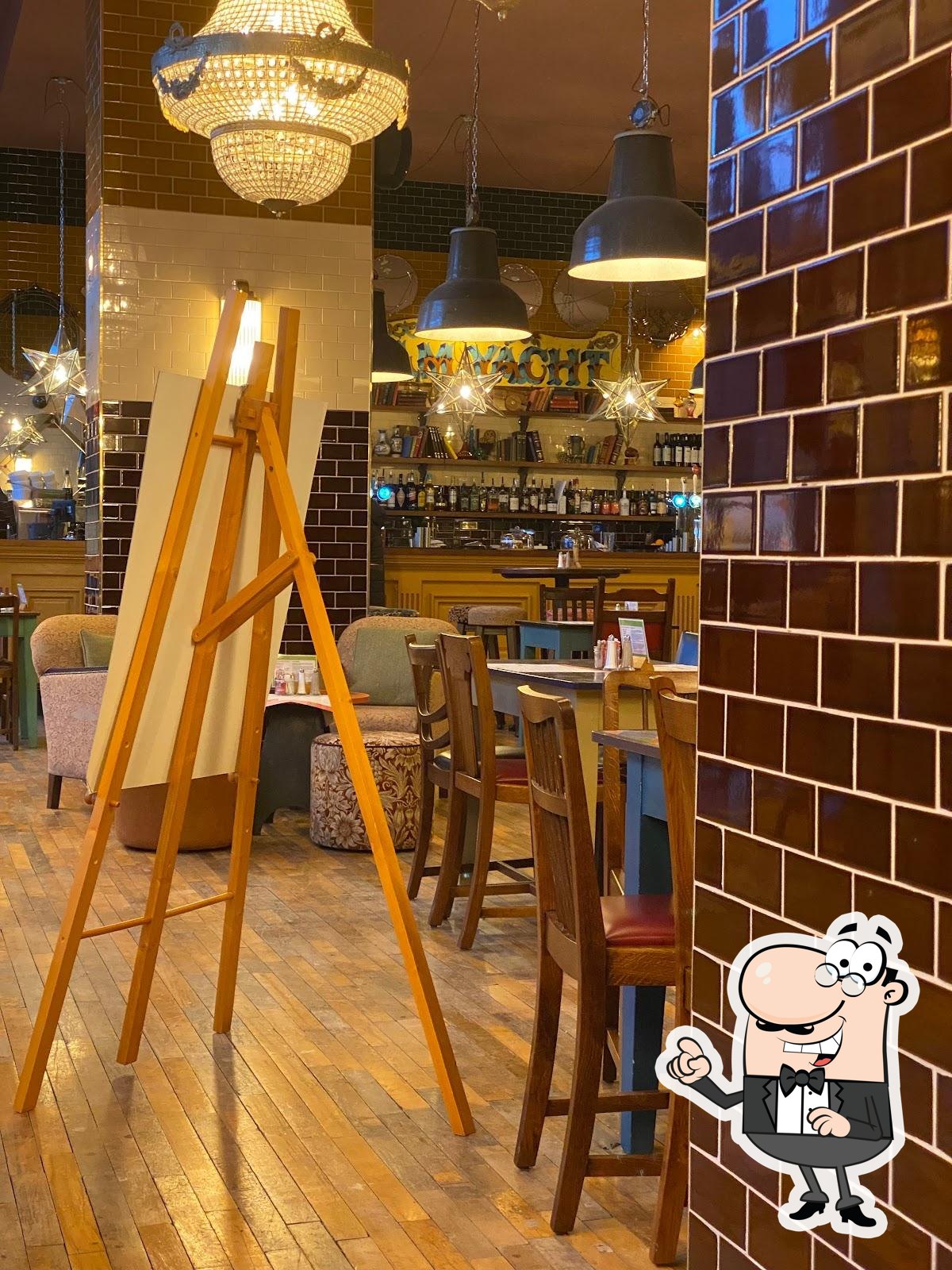 Carlo Lounge, East Grinstead - Restaurant menu, prices and reviews