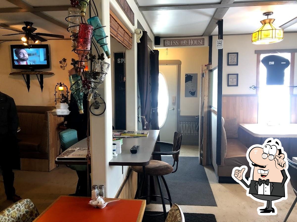 Lil Grill House in Saint Gregor - Restaurant reviews
