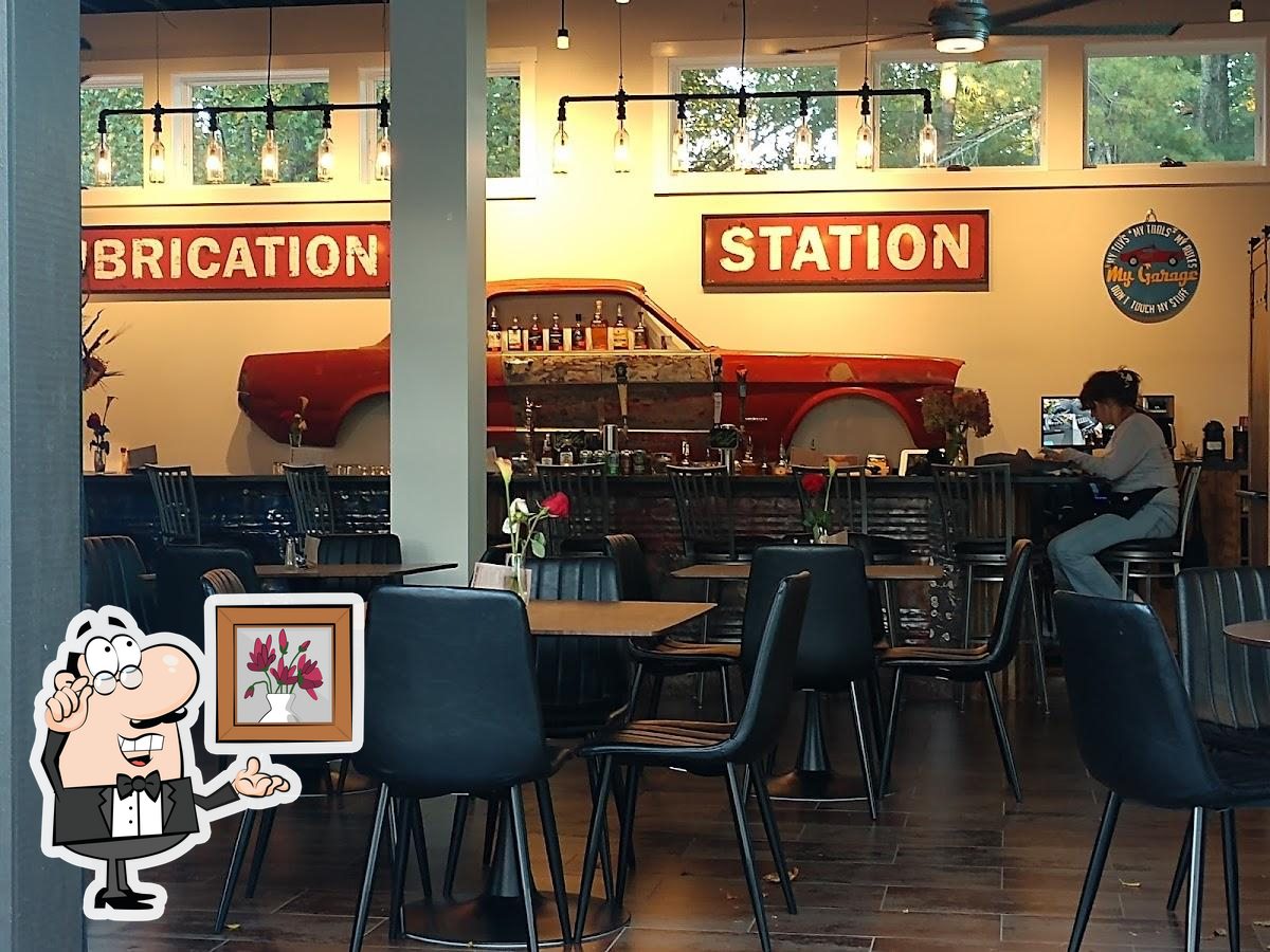 Slanted Window Tasting Station in Franklin - Restaurant reviews