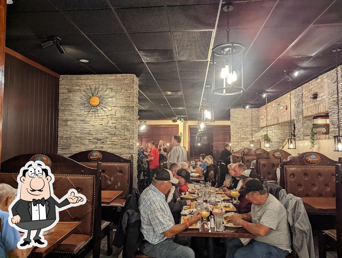 Agavero Grill & Cantina in Collinsville - Restaurant menu and reviews