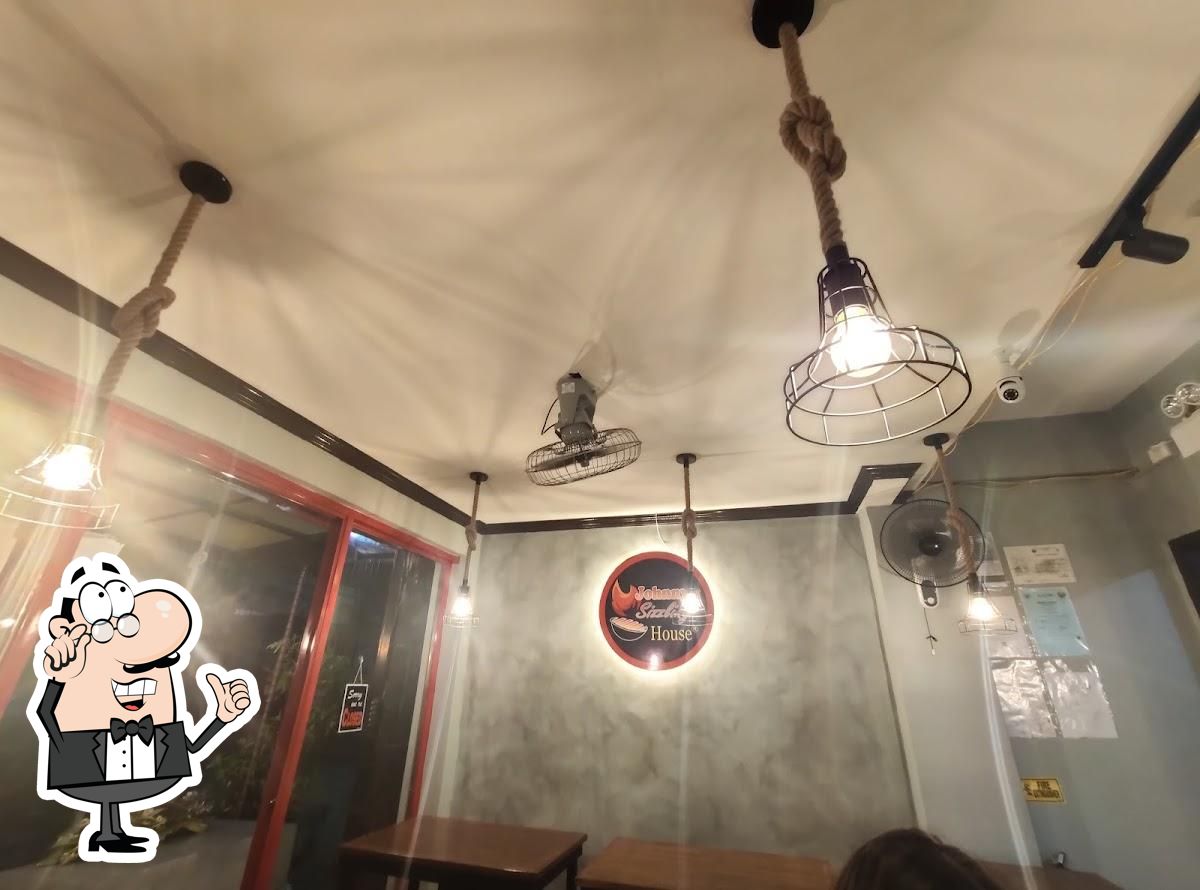Johnny's Sizzling House restaurant, Makati - Restaurant reviews