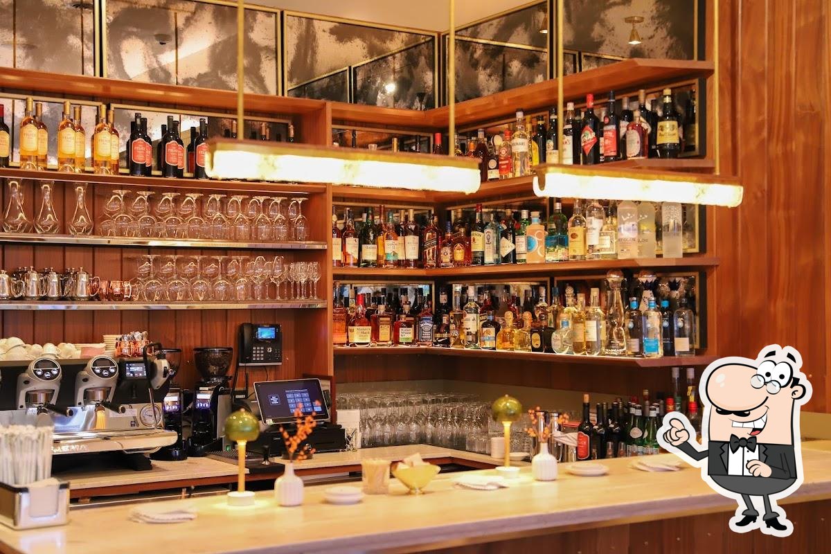 Sant Ambroeus East Hampton in East Hampton - Restaurant menu and reviews