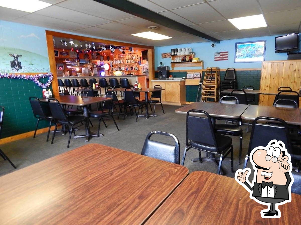 Cormorant Pub in Cormorant - Restaurant menu and reviews