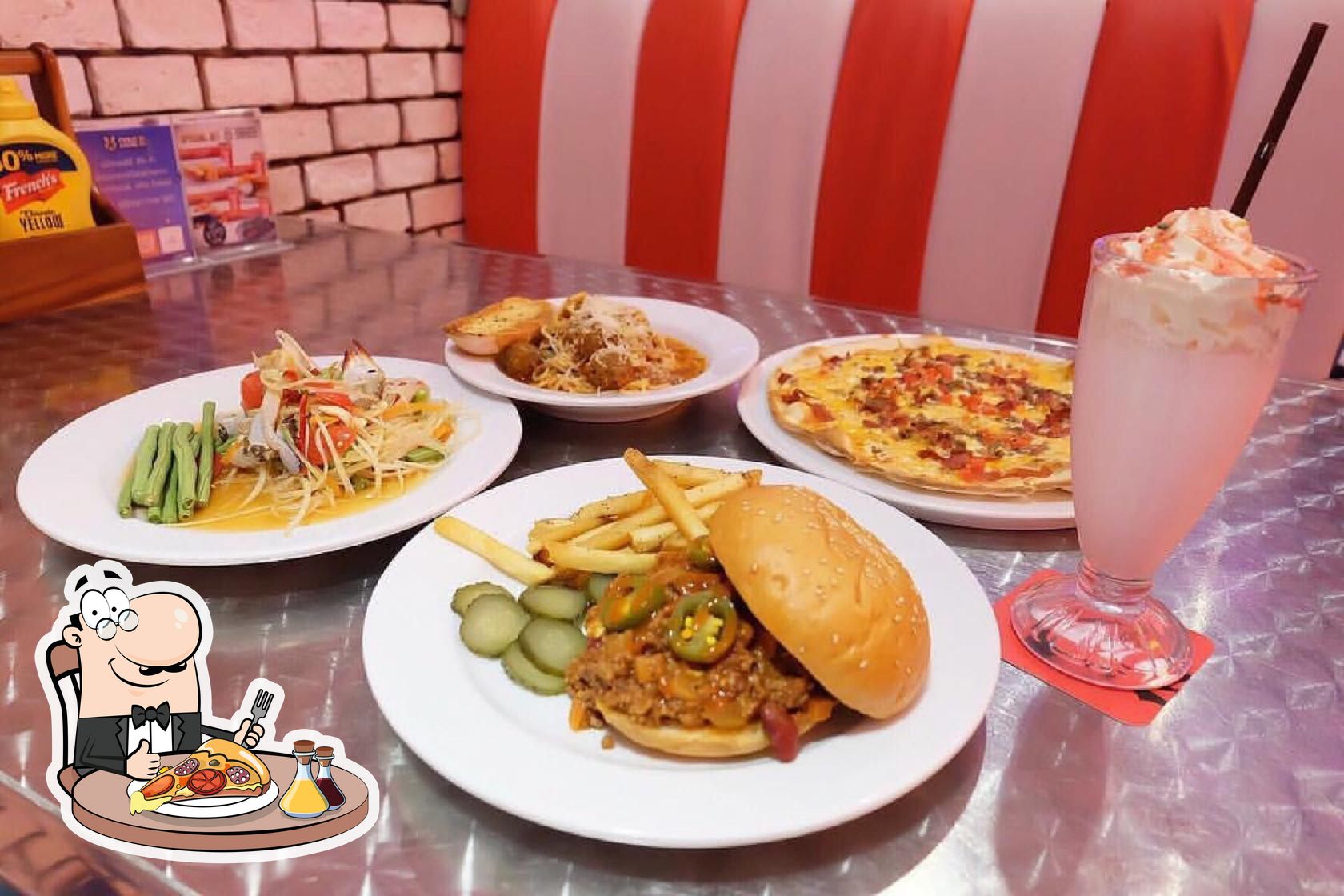 V8 Diner pub & bar, Bangkok, 32/2 Sukhumvit Soi 11 Insanity Building ...