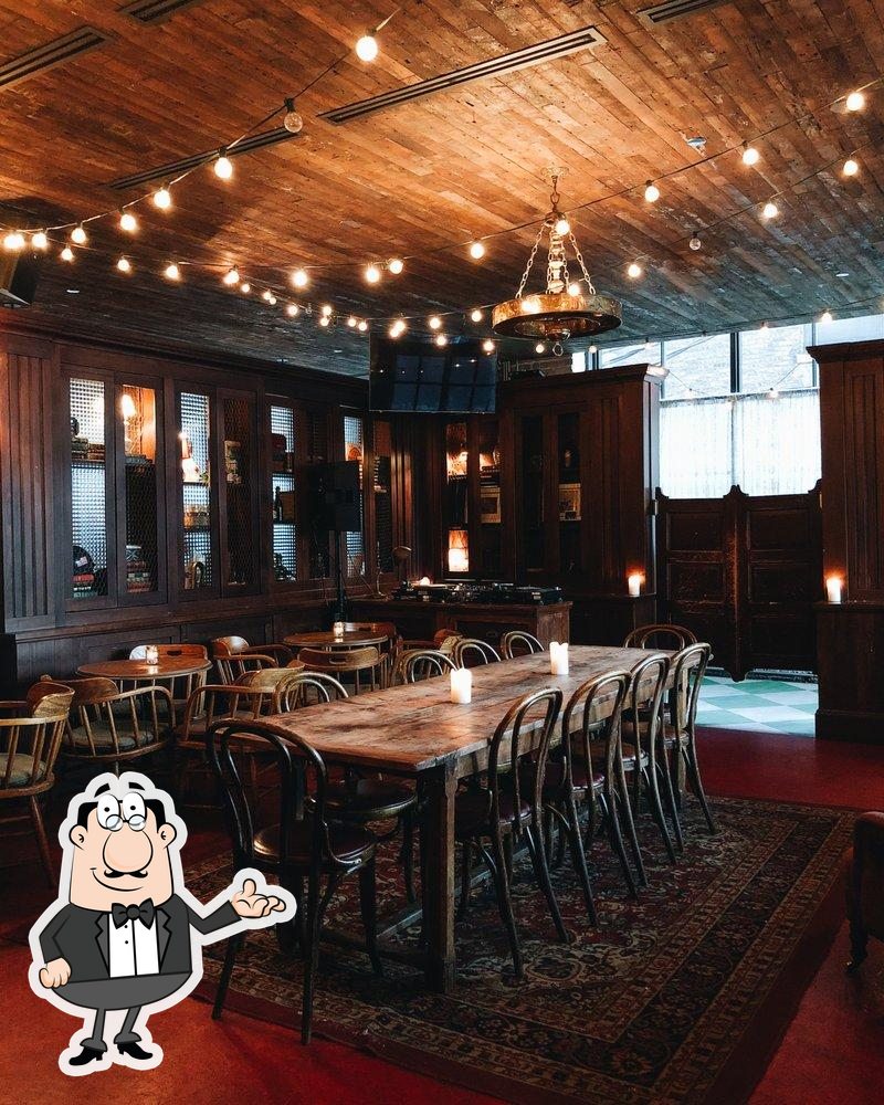 Fox Bar in Chicago - Restaurant menu and reviews