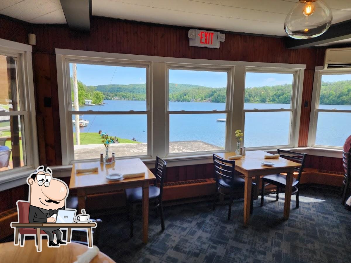 Maple On the Lake in East Berne - Restaurant menu and reviews
