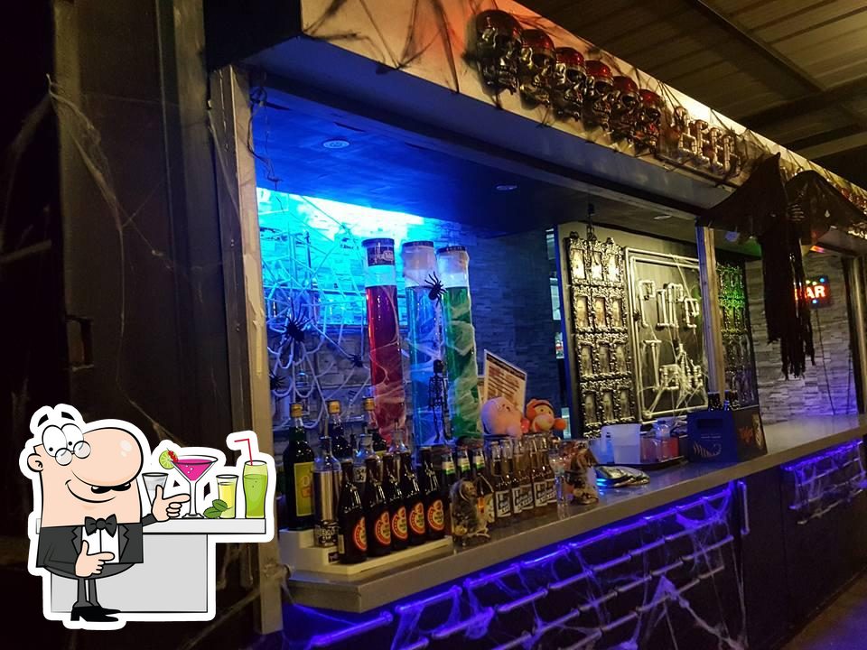 Pipe Tube Bar, Caloocan