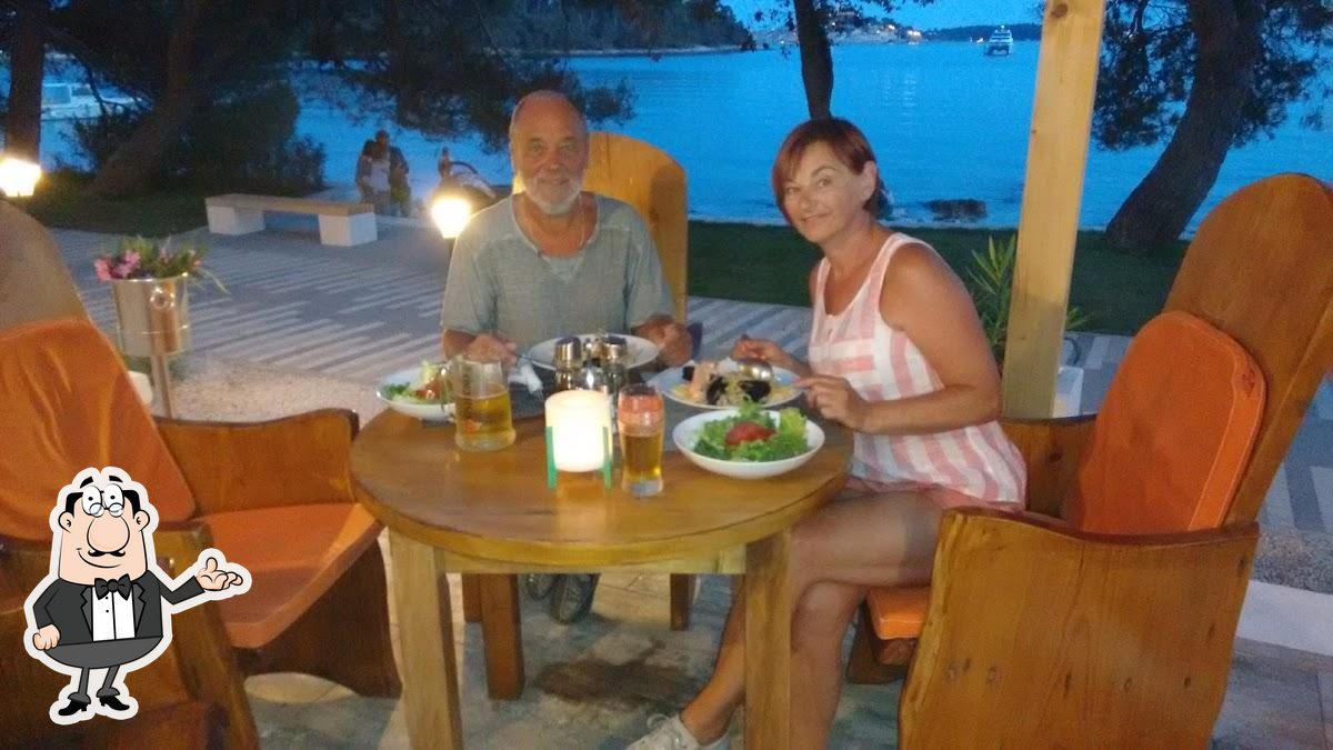 Beach Bar Rovinj, Rovinj - Restaurant reviews