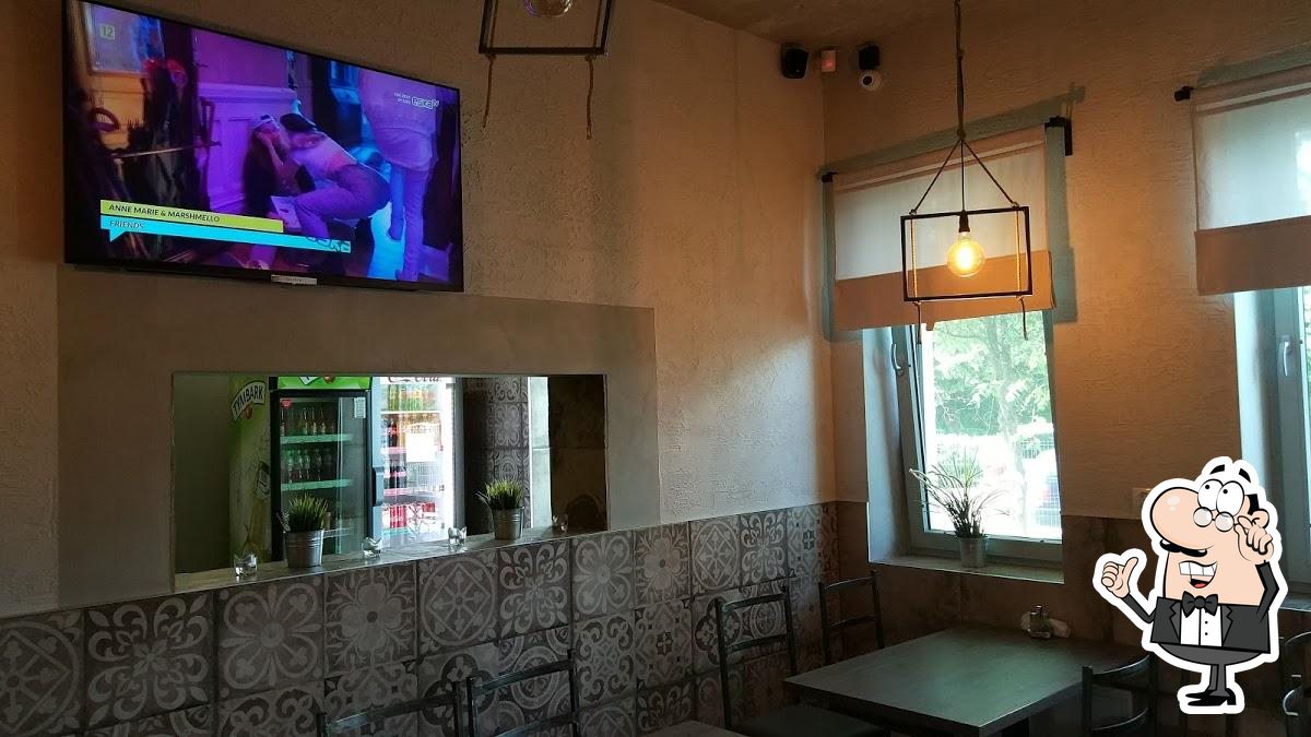 Chicken 7 Days restaurant, Zambrow - Restaurant reviews