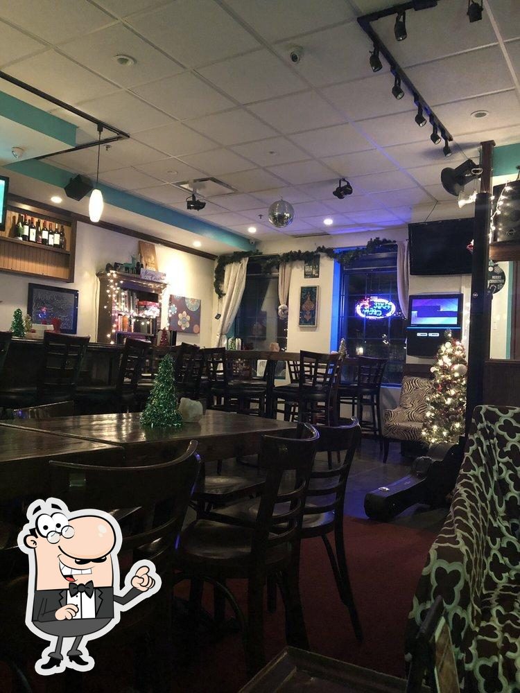 The Stray Bar in Frankfort - Restaurant menu and reviews