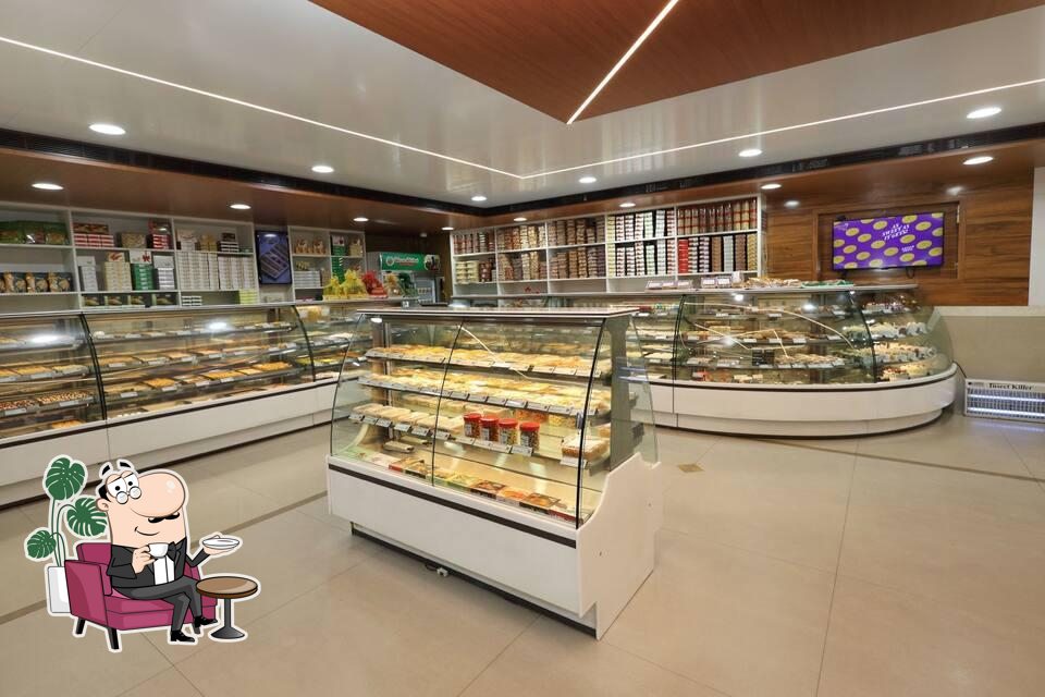 Shree Mithai, Chennai, Nehru Park - Restaurant menu, prices and reviews