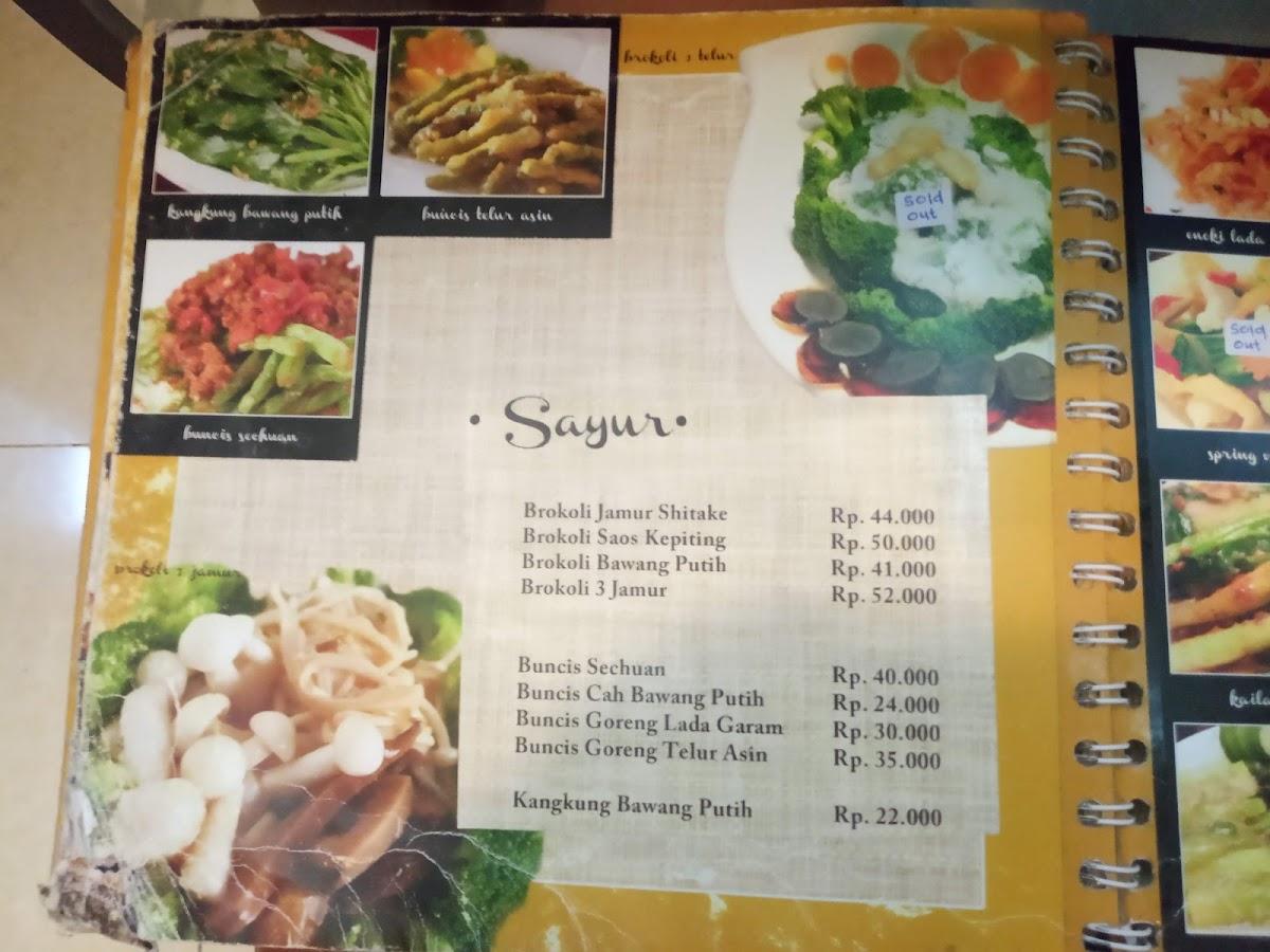 Menu at Niki Kopitiam restaurant, Malang, Jl. Bondowoso No.8